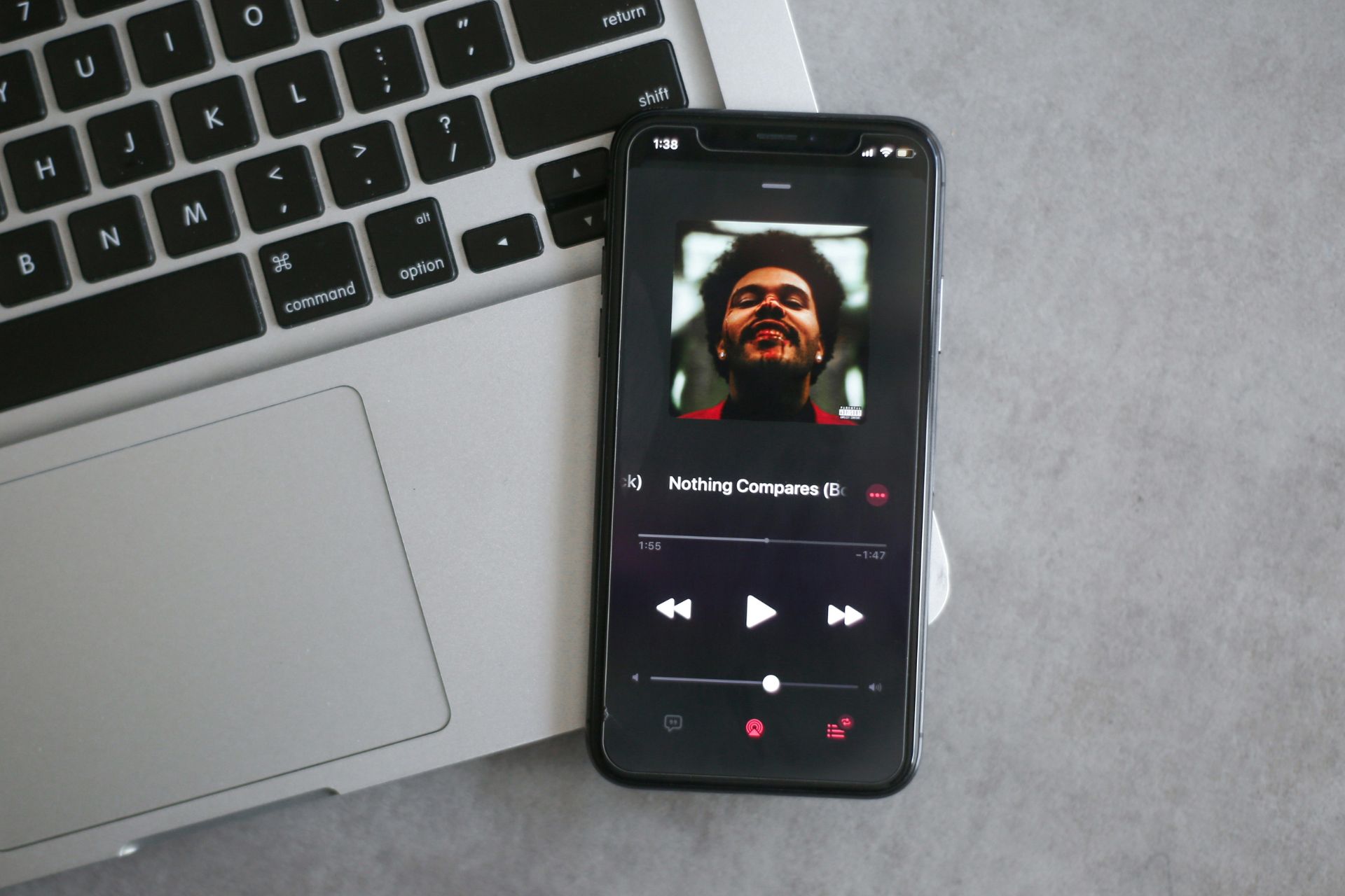 iOS 26 : comment ces 8 fonctionnalités améliorent Apple Music en profondeur